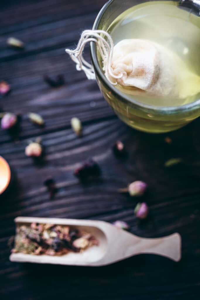 DIY Aphrodisiac Tea Blend • Schisandra & Bergamot