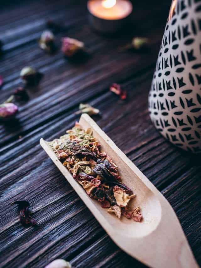 How to Make Aphrodisiac Tea • Schisandra & Bergamot