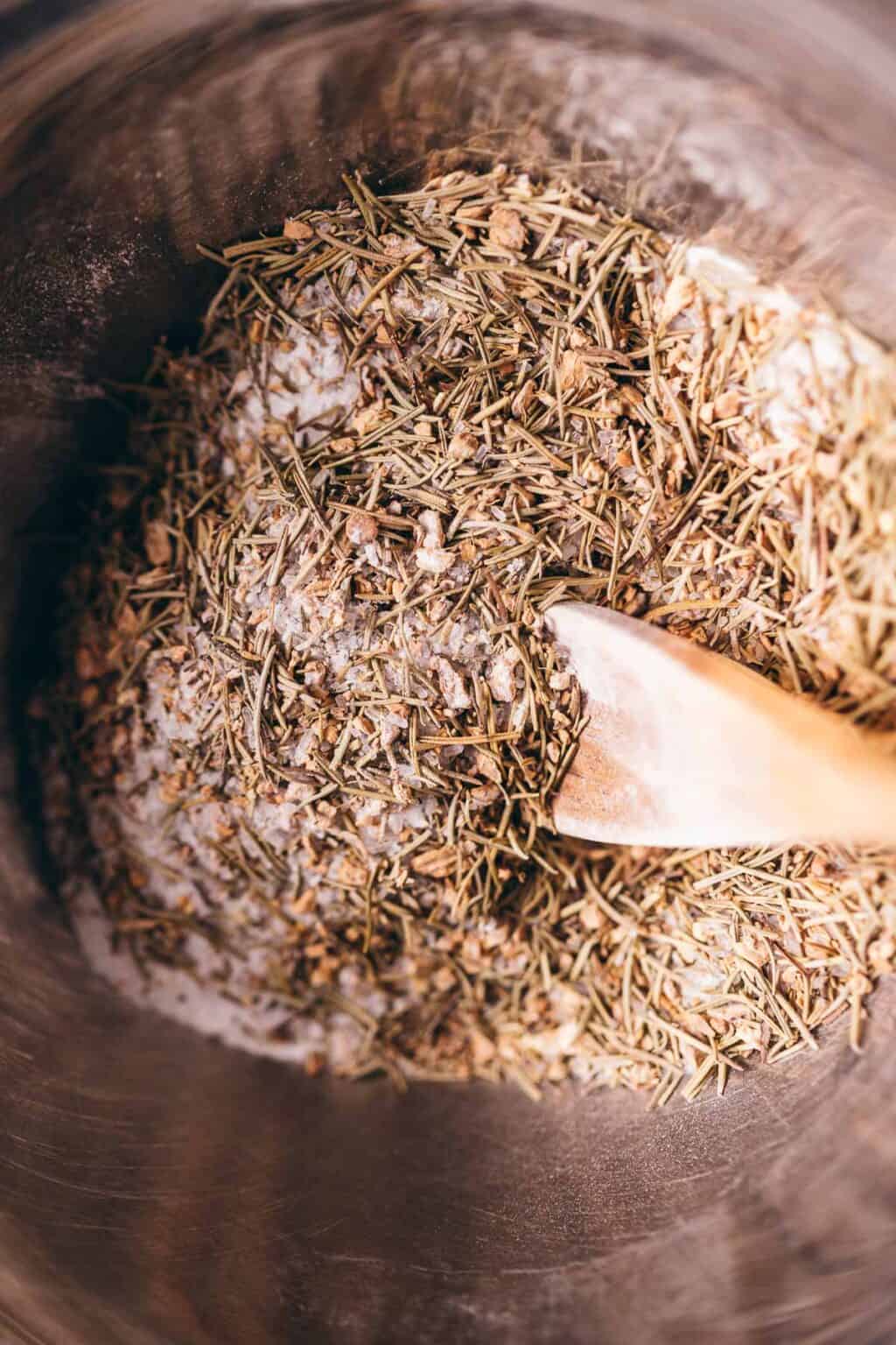 Homemade Rosemary Ginger Foot Soak • Schisandra & Bergamot
