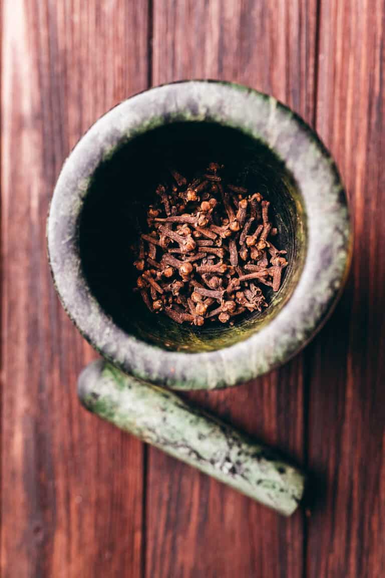 How to Make Clove Oil (Cold-Infused Method)