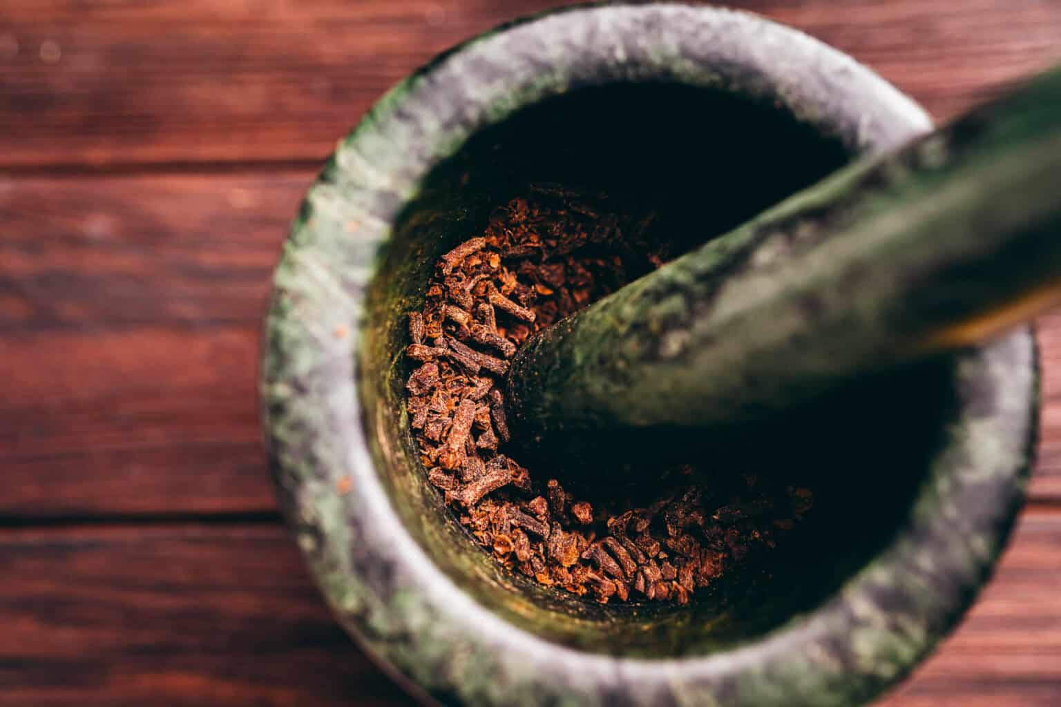 How to Make Clove Oil (Cold-Infused Method)