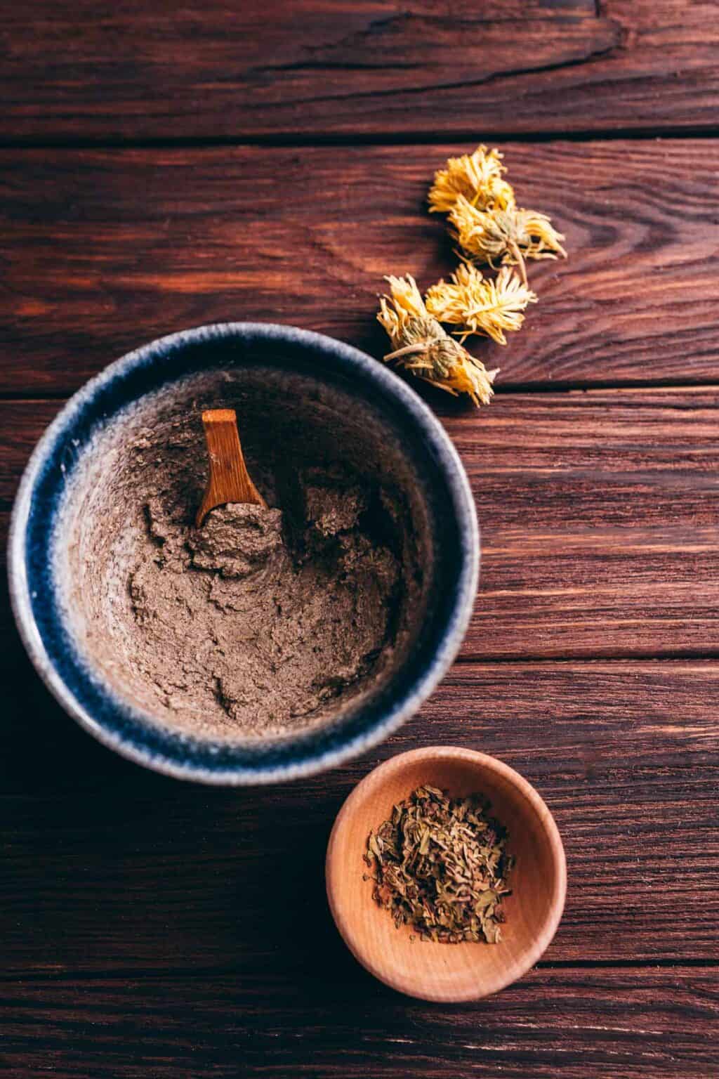 Homemade Herbal Face Mask with Calendula and Aloe