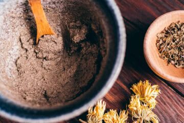Homemade Herbal Face Mask with Calendula and Aloe